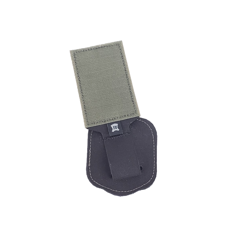 Product: BADGE ATTACHMENT
